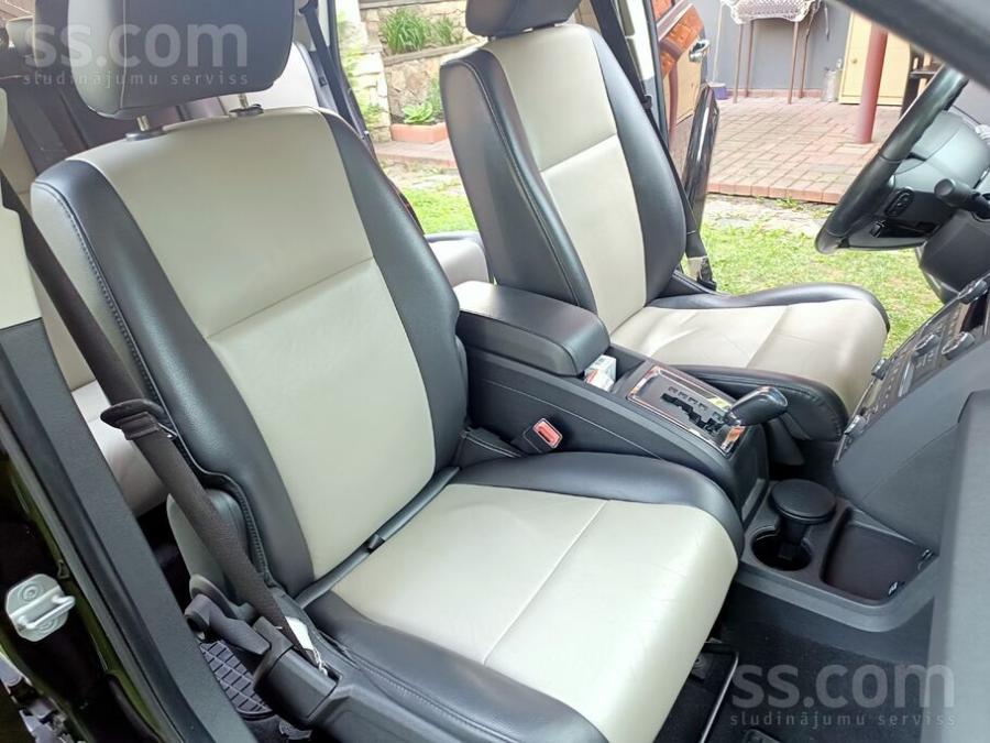 Melns Dodge Journey 2008 Rīga, ar dzinēja tilpumu 2.70 L un nobraukumu 274 tūkst. km par 4440 €, foto 12 vietnē AUTOMOTO.COM.LV