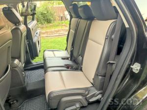 Melns Dodge Journey 2008 Rīga, ar dzinēja tilpumu 2.70 L un nobraukumu 274 tūkst. km par 4440 €, foto 16 vietnē AUTOMOTO.COM.LV