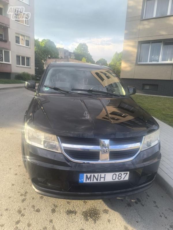 Melns Dodge Journey 2008 Telšiai, ar dzinēja tilpumu 2.00 L un nobraukumu 209 tūkst. km par 3300 €, foto 1 vietnē AUTOMOTO.COM.LV