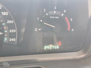 Melns Dodge Journey 2008 Viļņa, ar dzinēja tilpumu 2.00 L un nobraukumu 244 tūkst. km par 3500 €, foto 12 vietnē AUTOMOTO.COM.LV