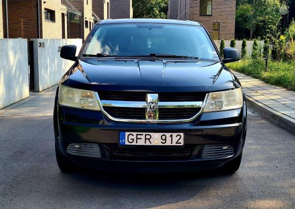 Melns Dodge Journey 2008 Viļņa, ar dzinēja tilpumu 3.50 L un nobraukumu 179 tūkst. km par 2500 €, foto 6 vietnē AUTOMOTO.COM.LV