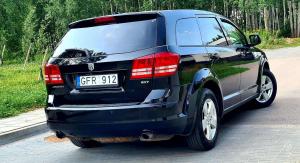 Black Dodge Journey 2008 in Vilnius, with an engine capacity of 3.50 L and mileage of 179 thousand km for 2500 €, photo 8 on AUTOMOTO.COM.LV