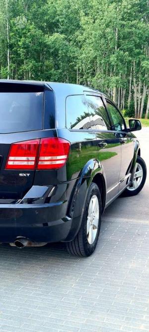 Black Dodge Journey 2008 in Vilnius, with an engine capacity of 3.50 L and mileage of 179 thousand km for 2500 €, photo 9 on AUTOMOTO.COM.LV