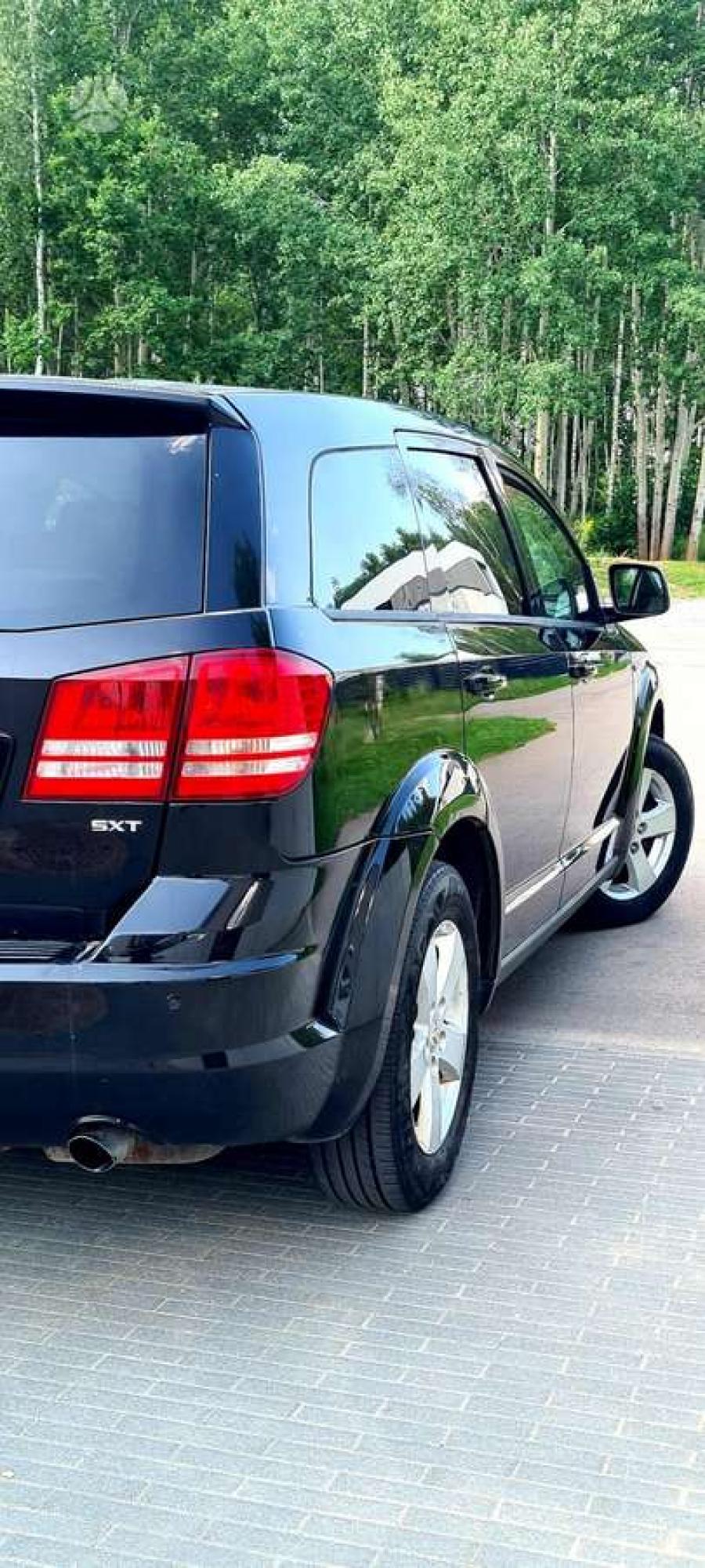 Black Dodge Journey 2008 in Vilnius, with an engine capacity of 3.50 L and mileage of 179 thousand km for 2500 €, photo 9 on AUTOMOTO.COM.LV
