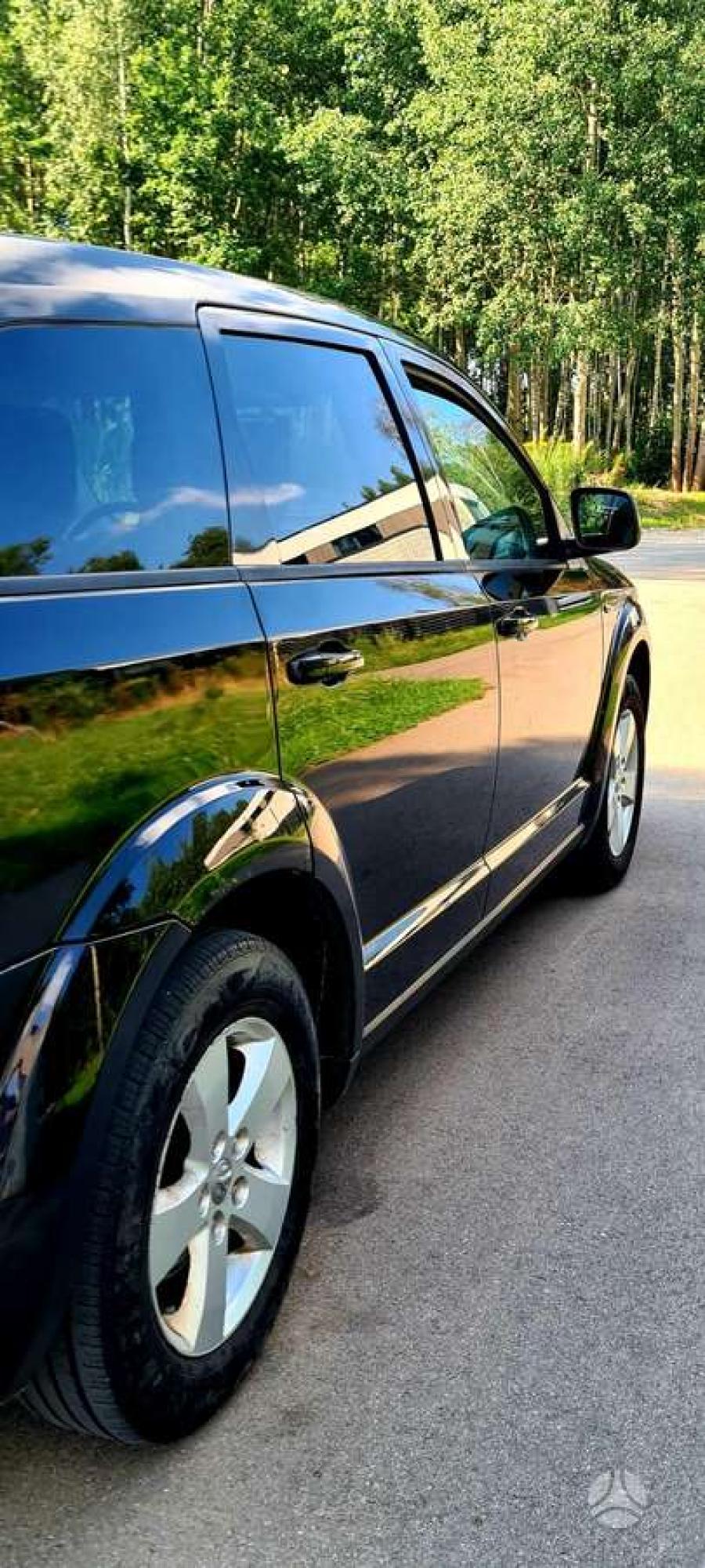 Black Dodge Journey 2008 in Vilnius, with an engine capacity of 3.50 L and mileage of 179 thousand km for 2500 €, photo 22 on AUTOMOTO.COM.LV