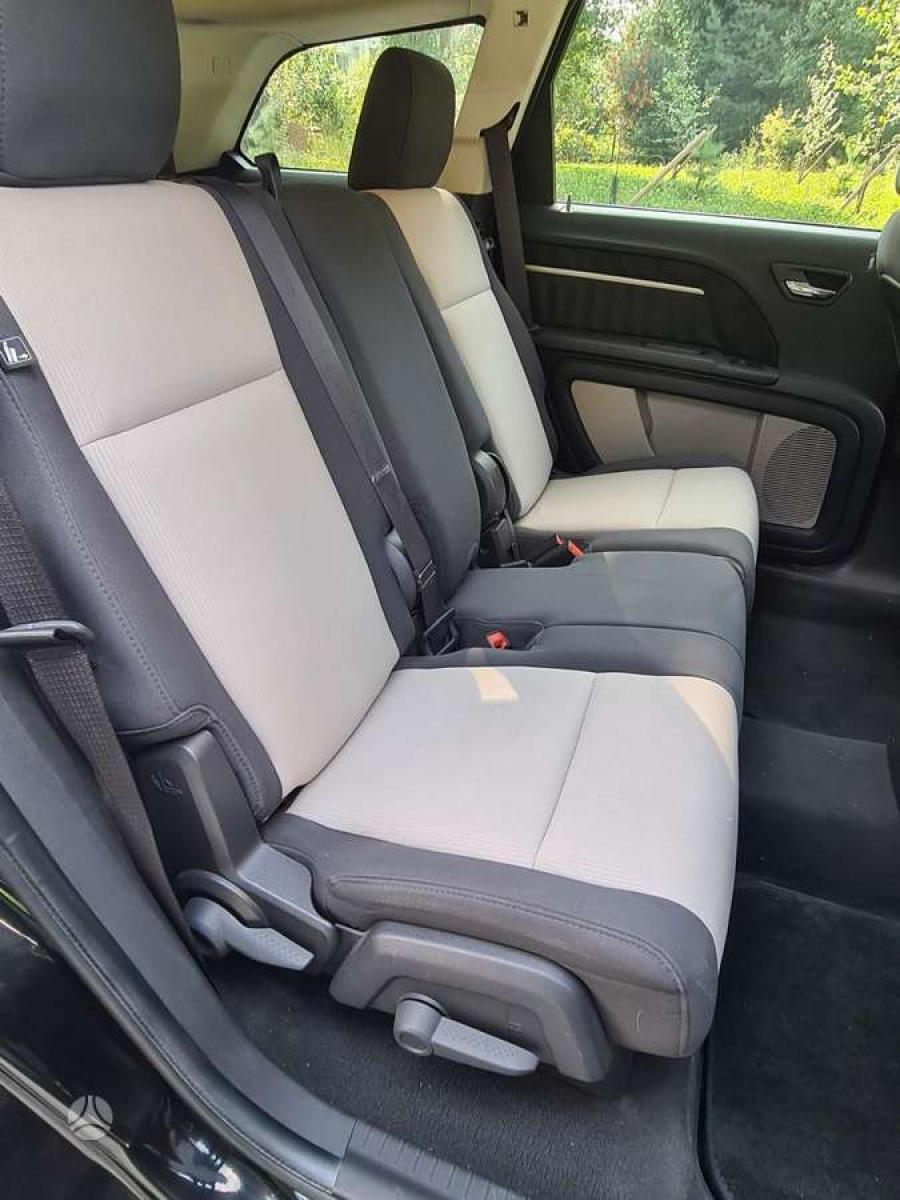 Black Dodge Journey 2008 in Vilnius, with an engine capacity of 3.50 L and mileage of 179 thousand km for 2500 €, photo 27 on AUTOMOTO.COM.LV