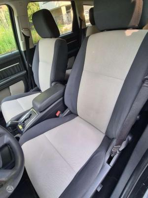 Black Dodge Journey 2008 in Vilnius, with an engine capacity of 3.50 L and mileage of 179 thousand km for 2500 €, photo 30 on AUTOMOTO.COM.LV
