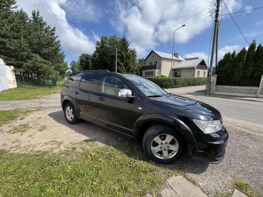 Melns Dodge Journey 2008 Klaipėda, ar dzinēja tilpumu 1.97 L un nobraukumu 248 tūkst. km par 2490 €, foto 3 vietnē AUTOMOTO.COM.LV