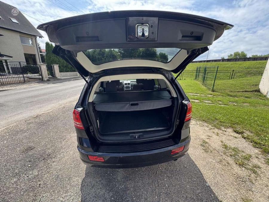 Melns Dodge Journey 2008 Klaipėda, ar dzinēja tilpumu 1.97 L un nobraukumu 248 tūkst. km par 2490 €, foto 12 vietnē AUTOMOTO.COM.LV