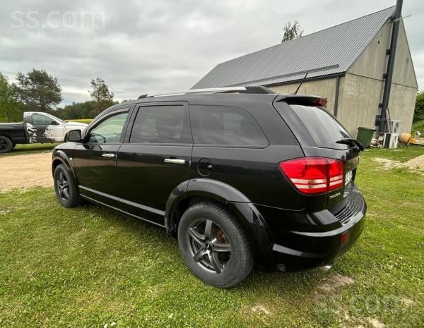 Melns Dodge Journey 2008 Rīga, ar dzinēja tilpumu 3.50 L un nobraukumu 210 tūkst. km par 1650 €, foto 7 vietnē AUTOMOTO.COM.LV