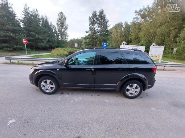 Melns Dodge Journey 2009 Radviliškis, ar dzinēja tilpumu 2.00 L un nobraukumu 320 tūkst. km par 3200 €, foto 2 vietnē AUTOMOTO.COM.LV