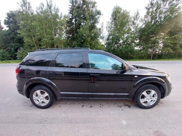 Melns Dodge Journey 2009 Radviliškis, ar dzinēja tilpumu 2.00 L un nobraukumu 320 tūkst. km par 3200 €, foto 3 vietnē AUTOMOTO.COM.LV