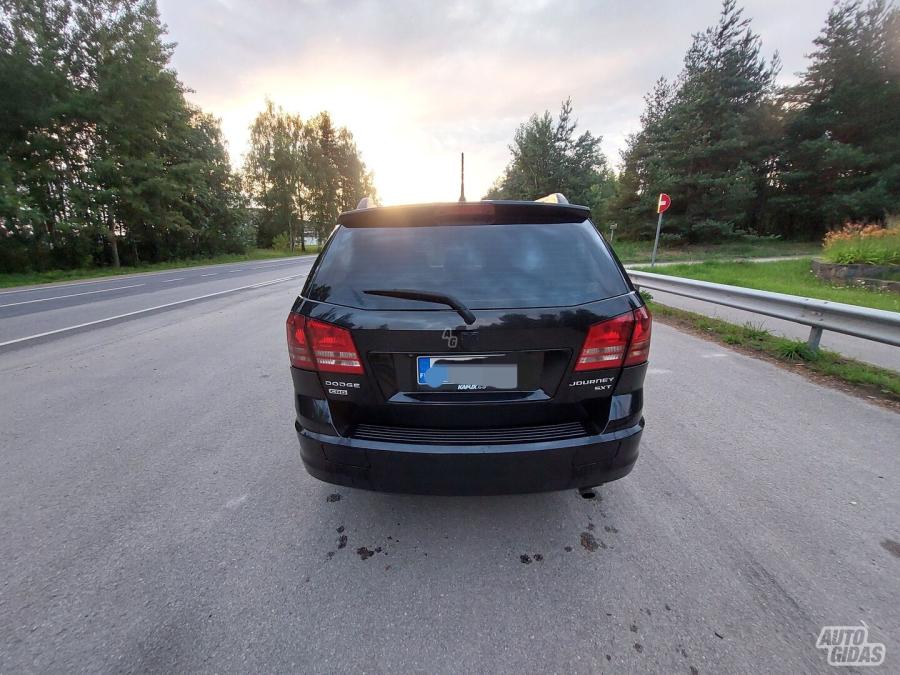 Melns Dodge Journey 2009 Radviliškis, ar dzinēja tilpumu 2.00 L un nobraukumu 320 tūkst. km par 3200 €, foto 6 vietnē AUTOMOTO.COM.LV