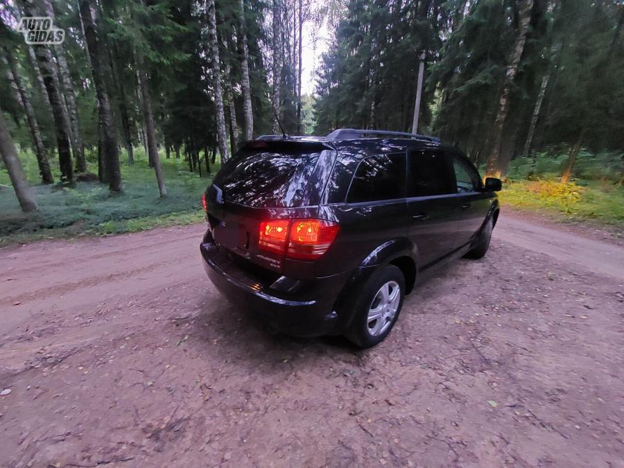 Melns Dodge Journey 2009 Radviliškis, ar dzinēja tilpumu 2.00 L un nobraukumu 320 tūkst. km par 3200 €, foto 12 vietnē AUTOMOTO.COM.LV
