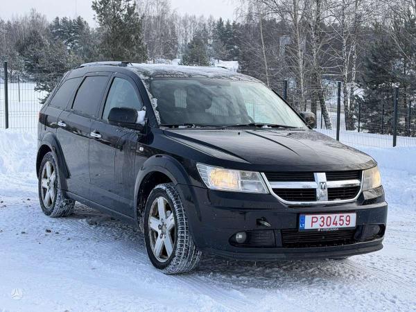 Black Dodge Journey 2009 in Vilnius, with an engine capacity of 1.97 L and mileage of 250 thousand km for 1950 €, photo 1 on AUTOMOTO.COM.LV