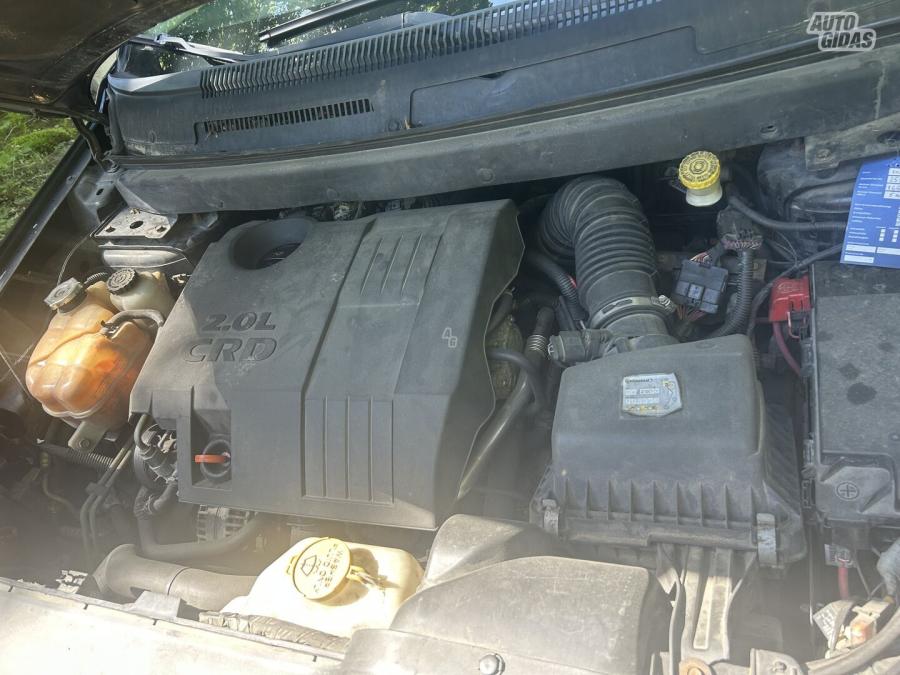 Melns Dodge Journey 2009 Viļņa, ar dzinēja tilpumu 2.40 L un nobraukumu 260 tūkst. km par 1999 €, foto 6 vietnē AUTOMOTO.COM.LV