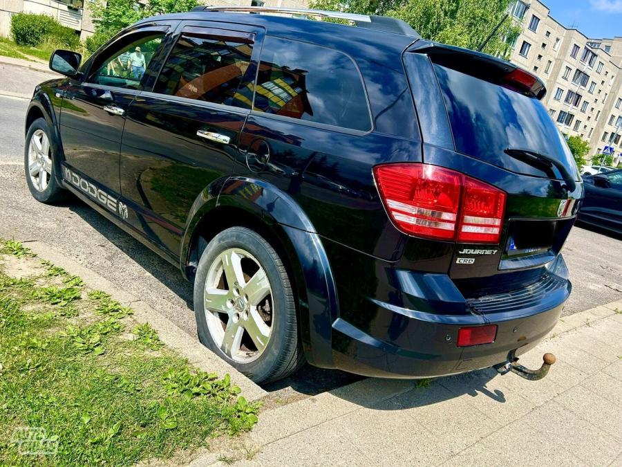 Melns Dodge Journey 2009 Viļņa, ar dzinēja tilpumu 2.40 L un nobraukumu 260 tūkst. km par 1999 €, foto 23 vietnē AUTOMOTO.COM.LV
