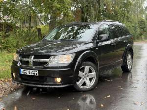 Додж Джорни 2009 в Вильнюс на AUTOMOTO.COM.LV Черный Додж Джорни 2009 в Вильнюс, объемом двигателя 1.97 л и пробегом 295 тыс. км за 2950 €, фото 1 на AUTOMOTO.COM.LV
