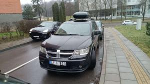 Black Dodge Journey 2010 in Vilnius, with an engine capacity of 1.97 L and mileage of 208 thousand km for 3500 €, photo  on AUTOMOTO.COM.LV