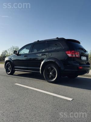 Melns Dodge Journey 2011 Rīga, ar dzinēja tilpumu 2.00 L un nobraukumu 198 tūkst. km par 4500 €, foto 5 vietnē AUTOMOTO.COM.LV