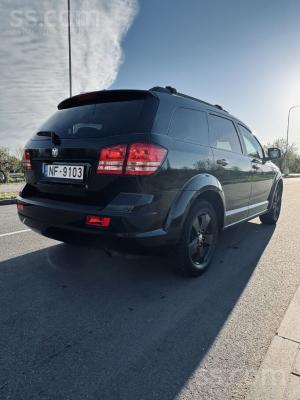 Melns Dodge Journey 2011 Rīga, ar dzinēja tilpumu 2.00 L un nobraukumu 198 tūkst. km par 4500 €, foto 8 vietnē AUTOMOTO.COM.LV