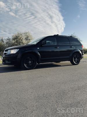Melns Dodge Journey 2011 Rīga, ar dzinēja tilpumu 2.00 L un nobraukumu 198 tūkst. km par 4500 €, foto 11 vietnē AUTOMOTO.COM.LV