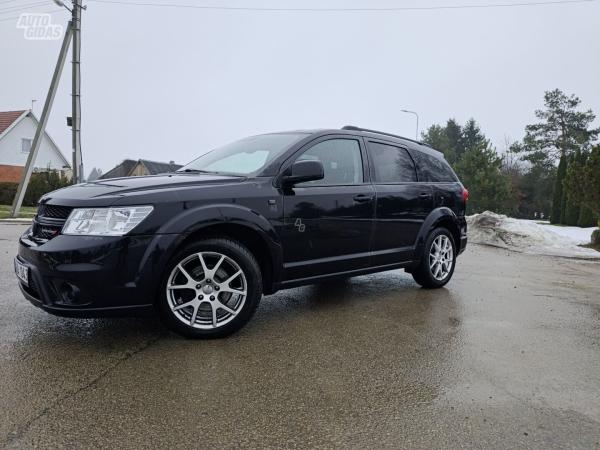 Black Dodge Journey 2013 in Silute, with an engine capacity of 3.60 L and mileage of 284 thousand km for 6800 €, photo 1 on AUTOMOTO.COM.LV