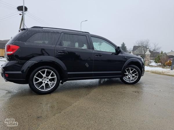 Black Dodge Journey 2013 in Silute, with an engine capacity of 3.60 L and mileage of 284 thousand km for 6800 €, photo 3 on AUTOMOTO.COM.LV