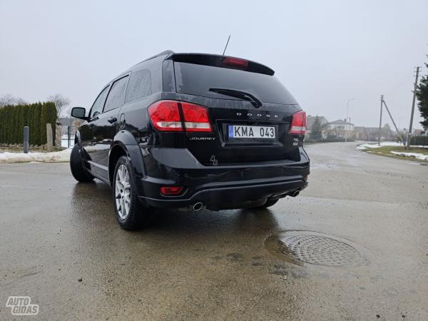 Black Dodge Journey 2013 in Silute, with an engine capacity of 3.60 L and mileage of 284 thousand km for 6800 €, photo 4 on AUTOMOTO.COM.LV