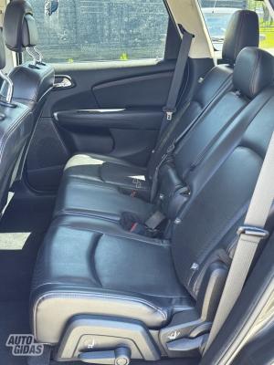 Melns Dodge Journey 2016 Klaipėda, ar dzinēja tilpumu 3.60 L un nobraukumu 251 tūkst. km par 9999 €, foto 15 vietnē AUTOMOTO.COM.LV