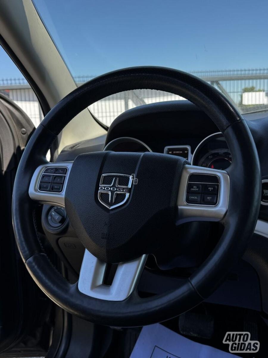Melns Dodge Journey 2016 Klaipėda, ar dzinēja tilpumu 3.60 L un nobraukumu 251 tūkst. km par 9999 €, foto 17 vietnē AUTOMOTO.COM.LV