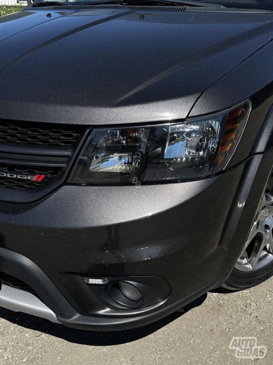 Melns Dodge Journey 2016 Klaipėda, ar dzinēja tilpumu 3.60 L un nobraukumu 251 tūkst. km par 9500 €, foto 3 vietnē AUTOMOTO.COM.LV