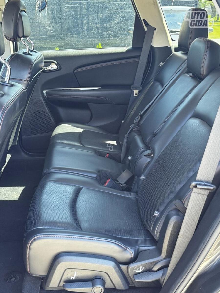 Melns Dodge Journey 2016 Klaipėda, ar dzinēja tilpumu 3.60 L un nobraukumu 251 tūkst. km par 9500 €, foto 15 vietnē AUTOMOTO.COM.LV