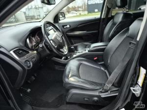 Black Dodge Journey 2017 in Siauliai, with an engine capacity of 3.60 L and mileage of 206 thousand km for 9300 €, photo 10 on AUTOMOTO.COM.LV