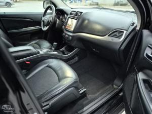 Black Dodge Journey 2017 in Siauliai, with an engine capacity of 3.60 L and mileage of 206 thousand km for 9300 €, photo 14 on AUTOMOTO.COM.LV