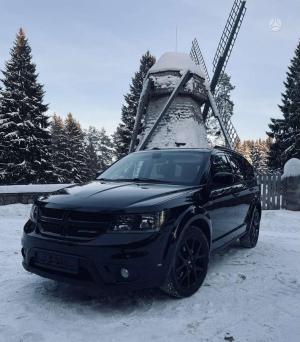 Melns Dodge Journey 2018 Telšiai, ar dzinēja tilpumu 3.60 L un nobraukumu 177 tūkst. km par 11800 €, foto  vietnē AUTOMOTO.COM.LV