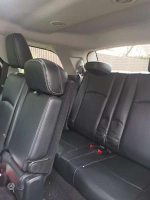 Black Dodge Journey 2018 in Panevezys, with an engine capacity of 2.36 L and mileage of 150 thousand km for 5800 €, photo 9 on AUTOMOTO.COM.LV
