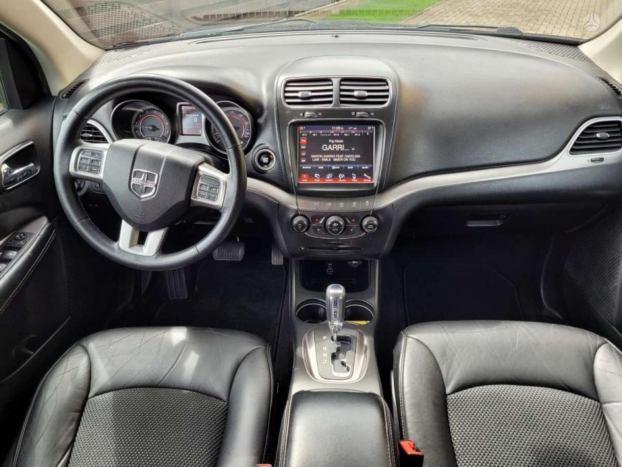 Melns Dodge Journey 2018 Telšiai, ar dzinēja tilpumu 3.60 L un nobraukumu 176 tūkst. km par 10500 €, foto 12 vietnē AUTOMOTO.COM.LV