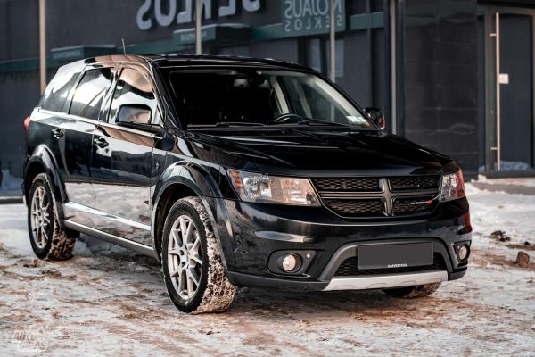 Black Dodge Journey 2019 in Kaunas, with an engine capacity of 3.60 L and mileage of 128 thousand km for 13500 €, photo 2 on AUTOMOTO.COM.LV