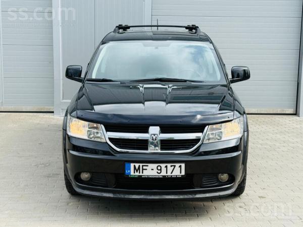 Melns Dodge Journey 2009 Rīga, ar dzinēja tilpumu 2.00 L un nobraukumu 267 tūkst. km par 4000 €, foto 2 vietnē AUTOMOTO.COM.LV