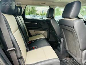 Black Dodge Journey 2009 in Riga, with an engine capacity of 2.00 L and mileage of 0 thousand km for 3750 €, photo 10 on AUTOMOTO.COM.LV