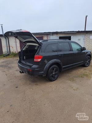 Black Dodge Journey 2010 in Telschi, with an engine capacity of 2.00 L and mileage of 320 thousand km for 1200 €, photo 3 on AUTOMOTO.COM.LV