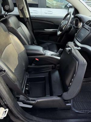 Melns Dodge Journey 2016 Viļņa, ar dzinēja tilpumu 3.60 L un nobraukumu 211 tūkst. km par 7500 €, foto 23 vietnē AUTOMOTO.COM.LV