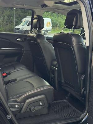Melns Dodge Journey 2016 Viļņa, ar dzinēja tilpumu 3.60 L un nobraukumu 211 tūkst. km par 7500 €, foto 26 vietnē AUTOMOTO.COM.LV