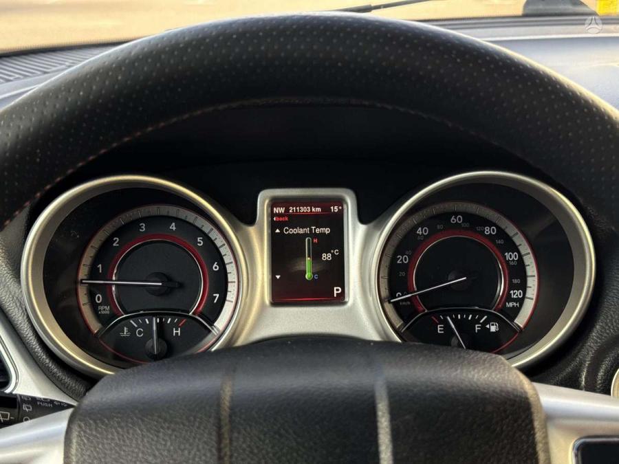 Melns Dodge Journey 2016 Viļņa, ar dzinēja tilpumu 3.60 L un nobraukumu 211 tūkst. km par 7500 €, foto 36 vietnē AUTOMOTO.COM.LV