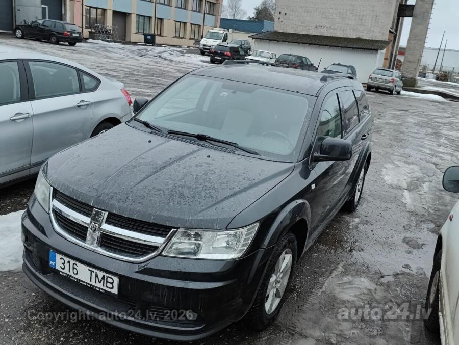 Melns Dodge Journey 2008 Valga, ar dzinēja tilpumu 2.00 L un nobraukumu 233 tūkst. km par 999 €, foto 2 vietnē AUTOMOTO.COM.LV
