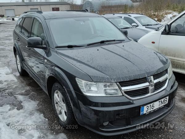 Black Dodge Journey 2008 in Valga, with an engine capacity of 2.00 L and mileage of 233 thousand km for 999 €, photo 3 on AUTOMOTO.COM.LV
