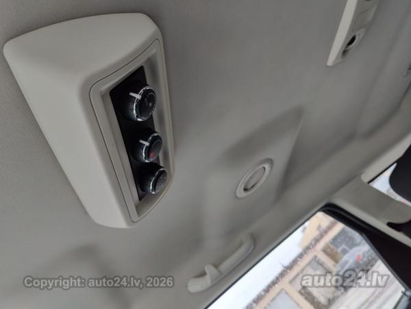 Melns Dodge Journey 2008 Valga, ar dzinēja tilpumu 2.00 L un nobraukumu 233 tūkst. km par 999 €, foto 11 vietnē AUTOMOTO.COM.LV