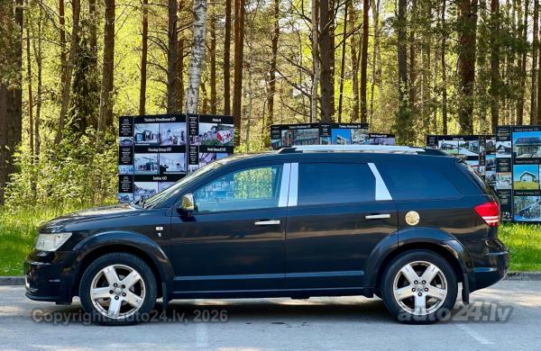 Черный Додж Джорни 2008 в Таллин, объемом двигателя 2.00 л и пробегом 252 тыс. км за 2890 €, фото 4 на AUTOMOTO.COM.LV
