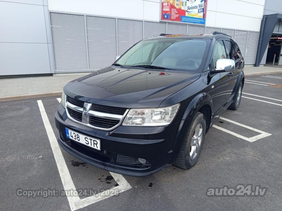 Black Dodge Journey 2008 in Tallinn, with an engine capacity of 2.00 L and mileage of 208 thousand km for 3499 €, photo 3 on AUTOMOTO.COM.LV